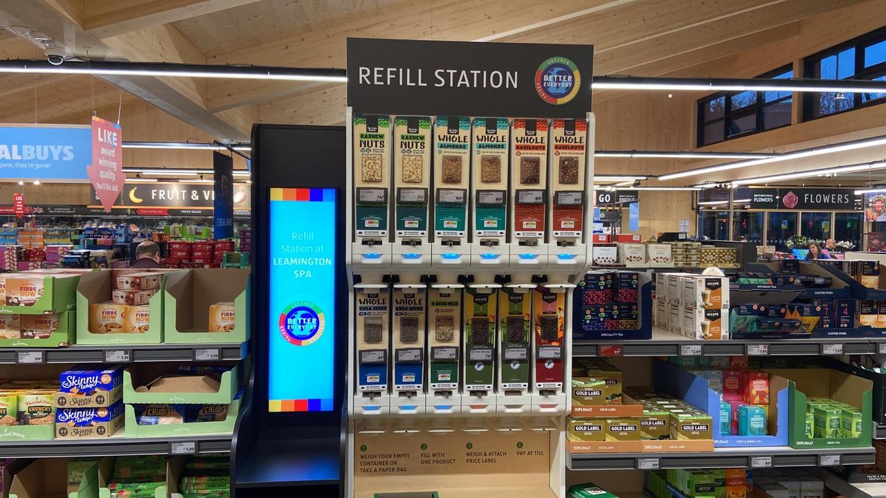 Bezobalové stěny českého startupu zkouší britský obchodní řetězec | Stream