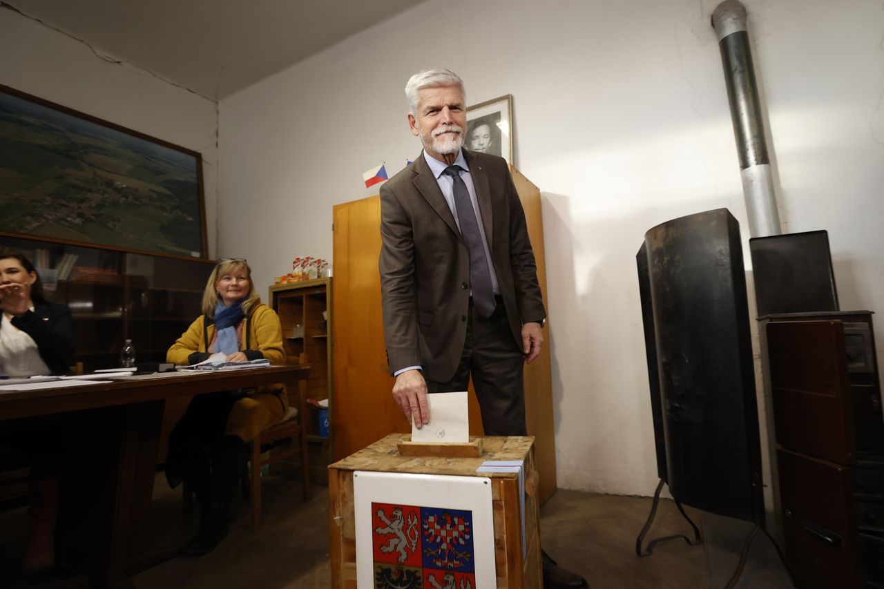 Online: Odvolil Petr Pavel | Stream