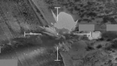 Spojenci útočili na Húthíe z moře i ze vzduchu. V záloze jsou i ...