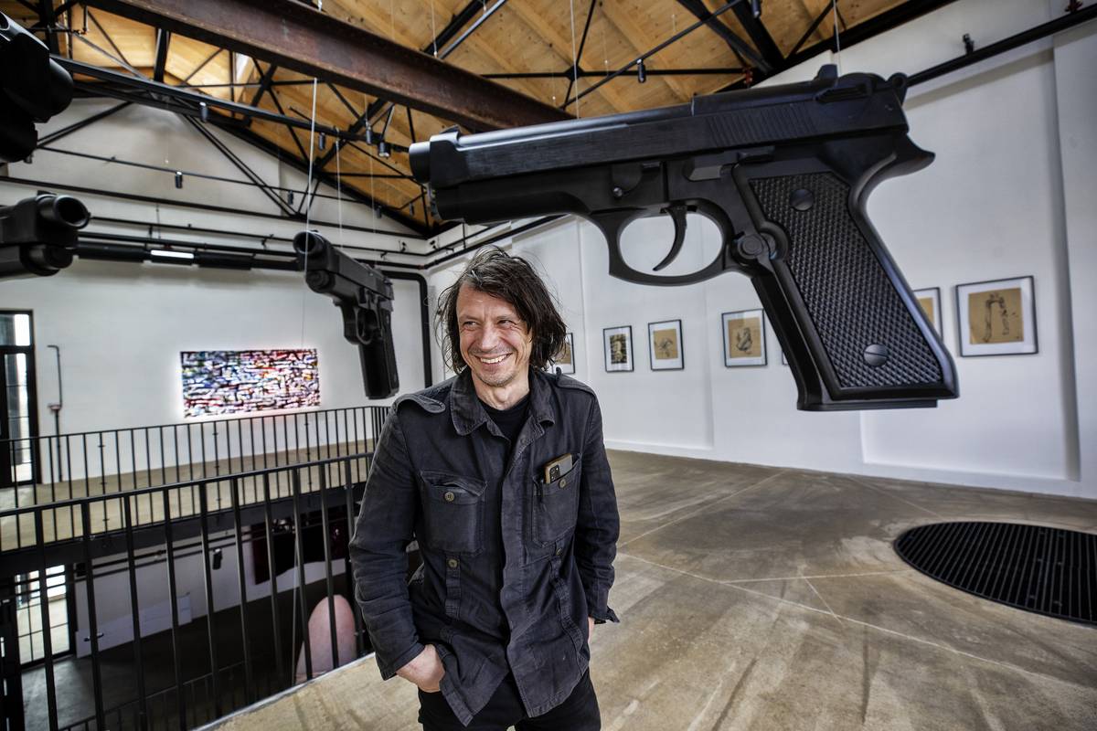 Foto: David Černý opět šokuje. Jako ještě žijící autor si otvírá muzeum