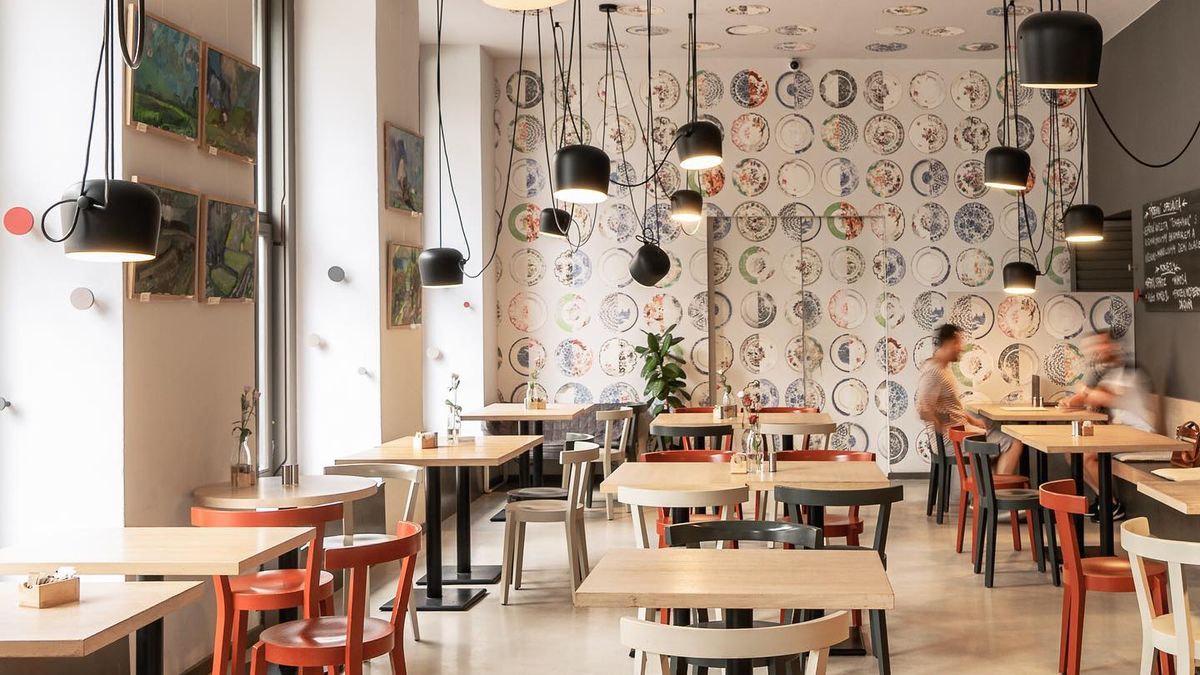 Kavárny Dejvice: Osm míst, která stojí za návštěvu