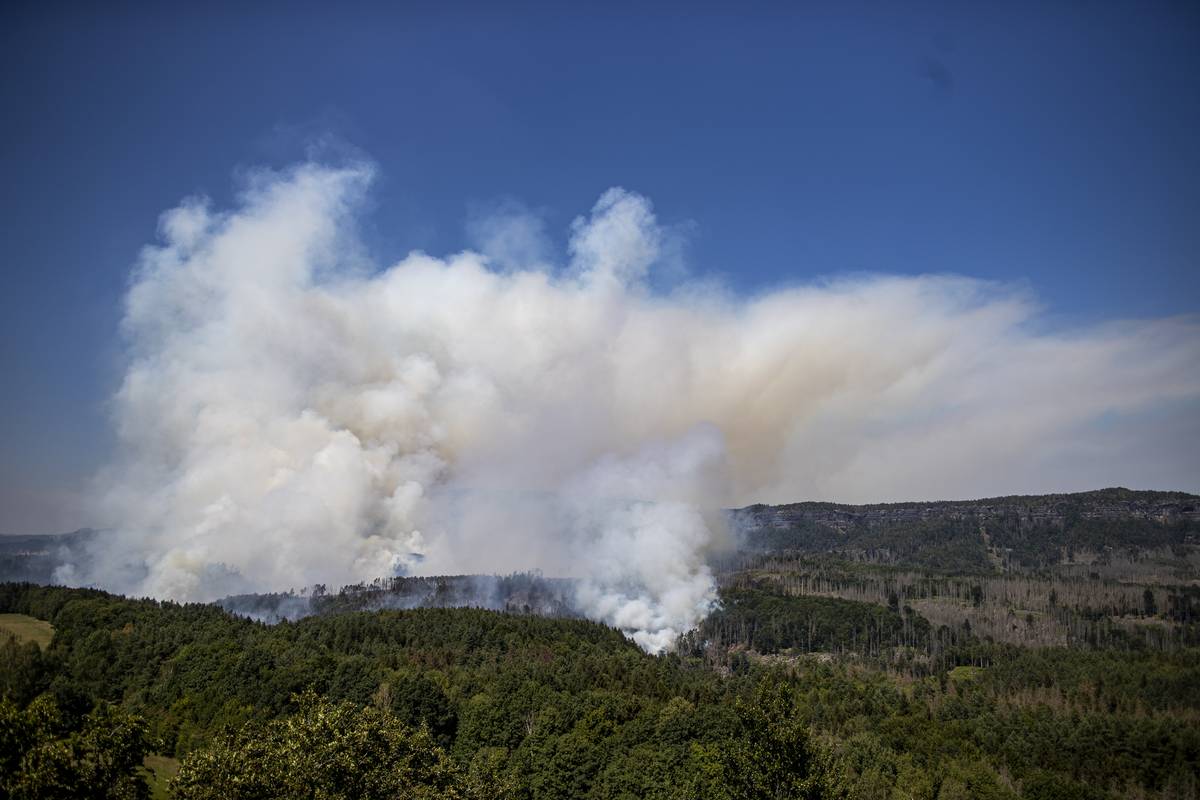 Foto: Český dým dusil i Drážďany. Poláci posílají do Hřenska „černého ...