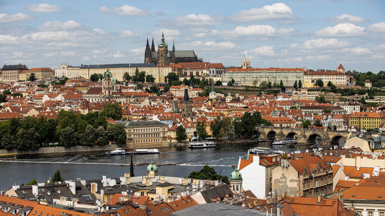 Praha volá po novém plánu. Ten z dob felicií nestačí | Stream