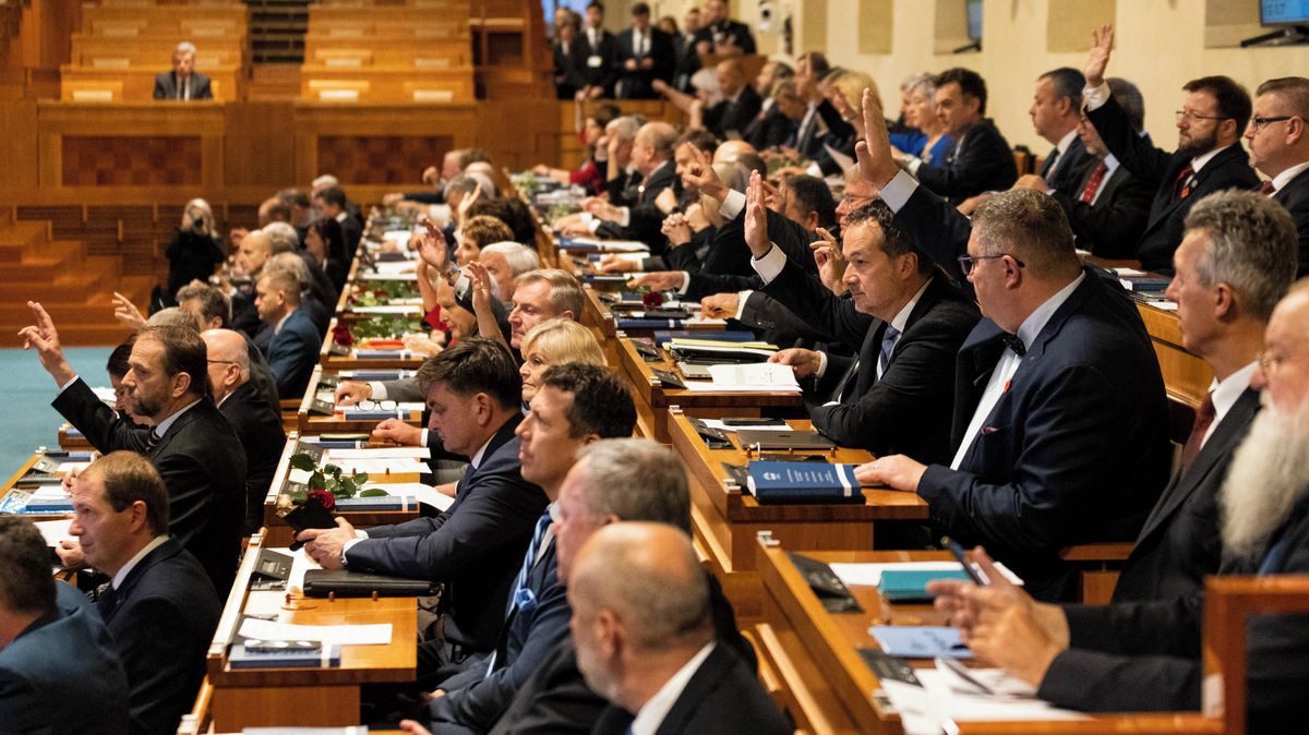 Senát schválil zvýšení limitu pro malé zakázky bez výběrového řízení ...