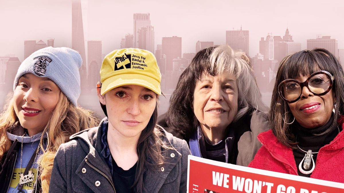 The Current Moment: New York's Street Smart Women. - NewsyList