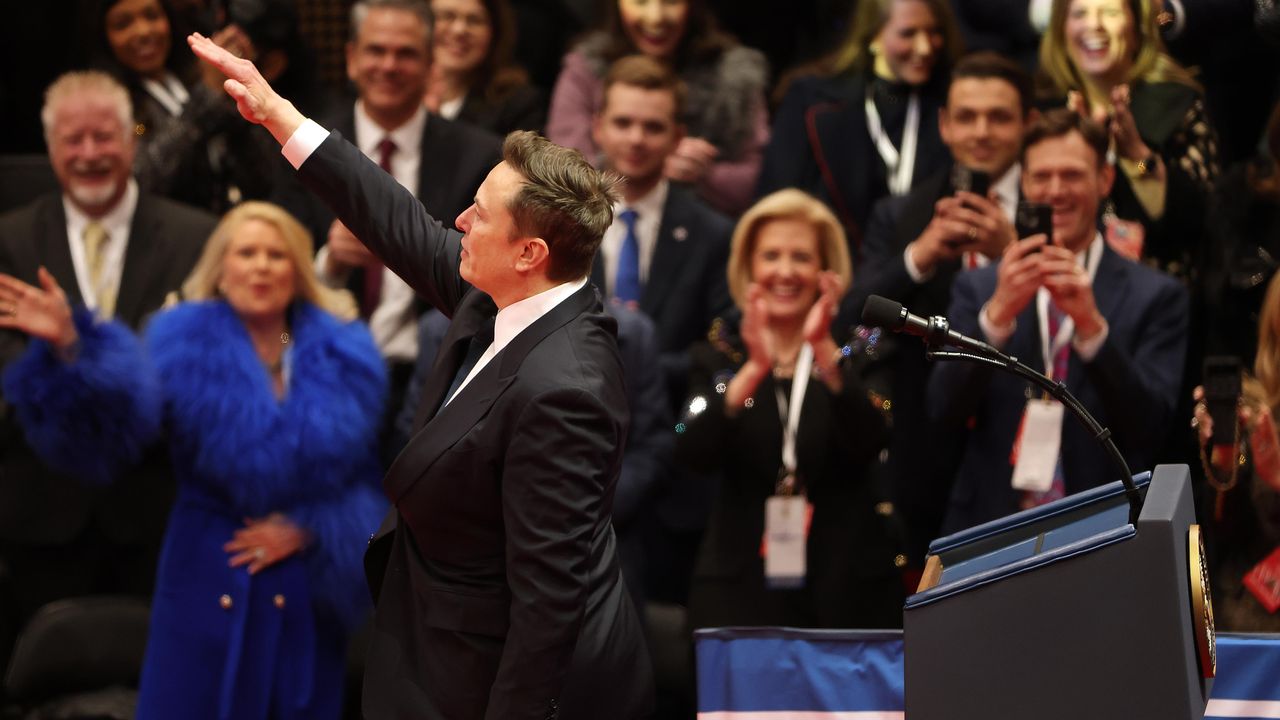 Věřte svým očím, Musk předvedl „sieg heil“, říká historička | Stream