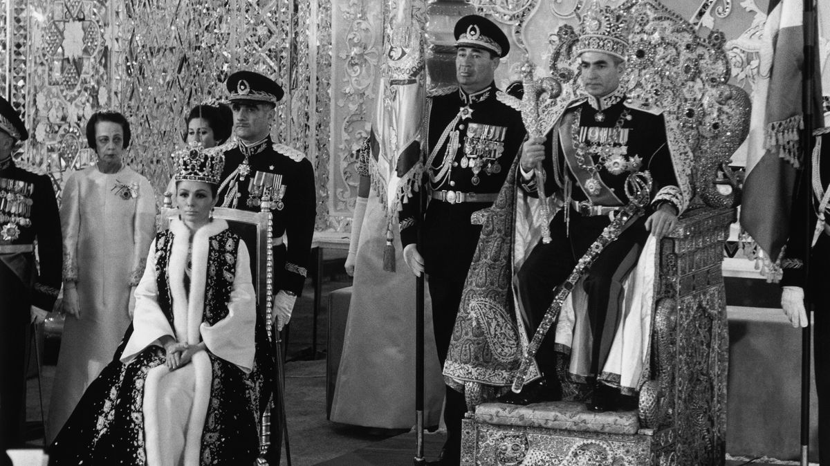 Návrat šáha? Úvahy o likvidaci íránského režimu otevírají bolavou ...