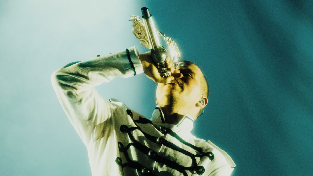 Recenze: Rapper Yung Lean ve Foru Karlín