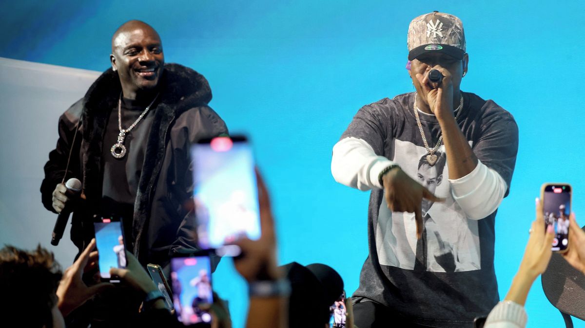 Do Prahy přijedou R&B zpěváci Akon a Ne-Yo, vystoupí v O2 areně ...