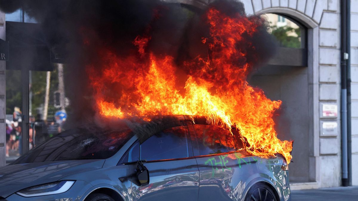 V Ženevě se sešly tisíce lidí na demonstraci proti summitu G7 - Seznam ...